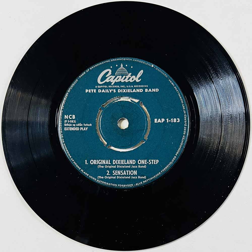 Pete Daily's Dixieland Band Part 1 - vinyylisingle